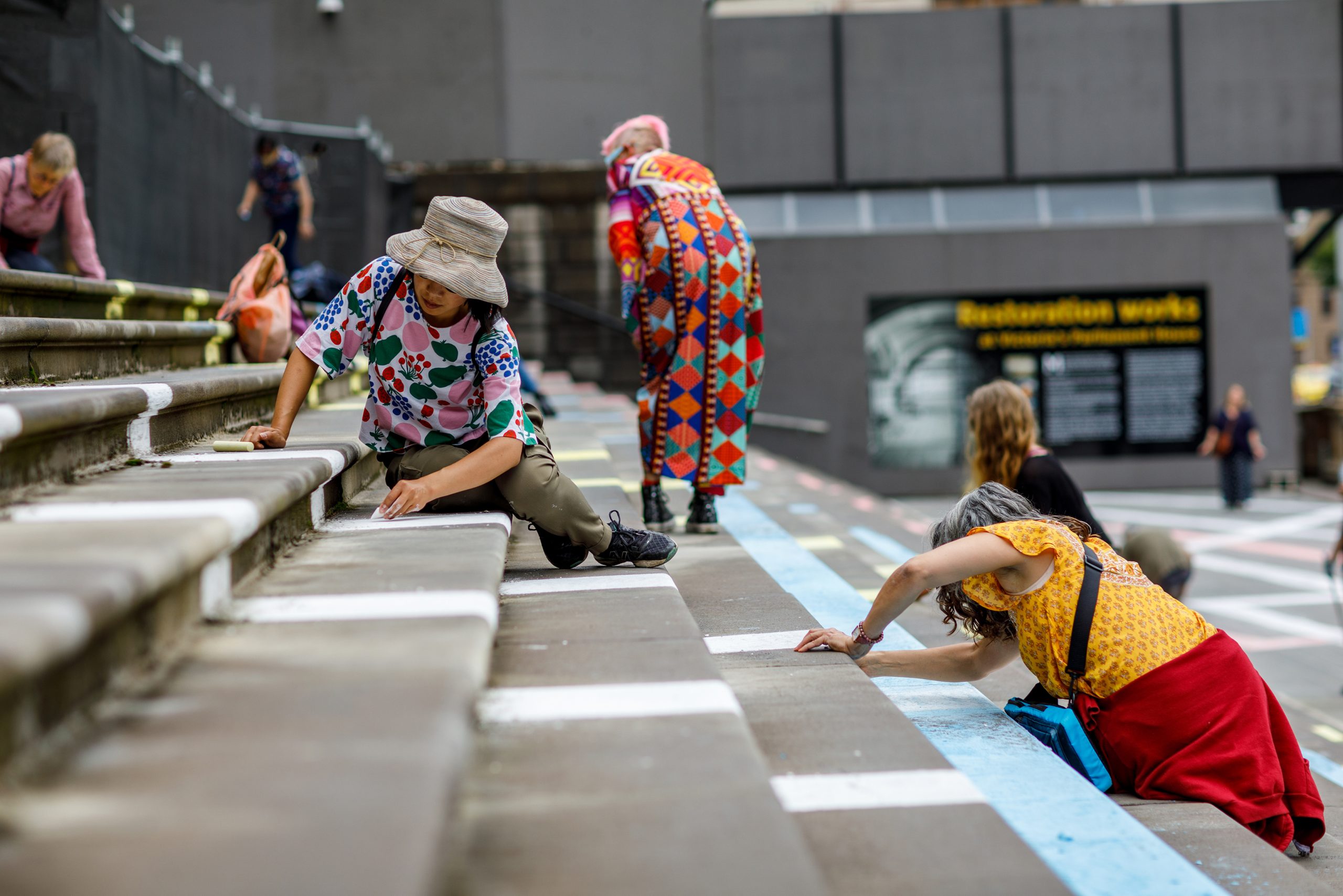 Kerrie Poliness: Parliament Steps Walking Drawing – ACCA