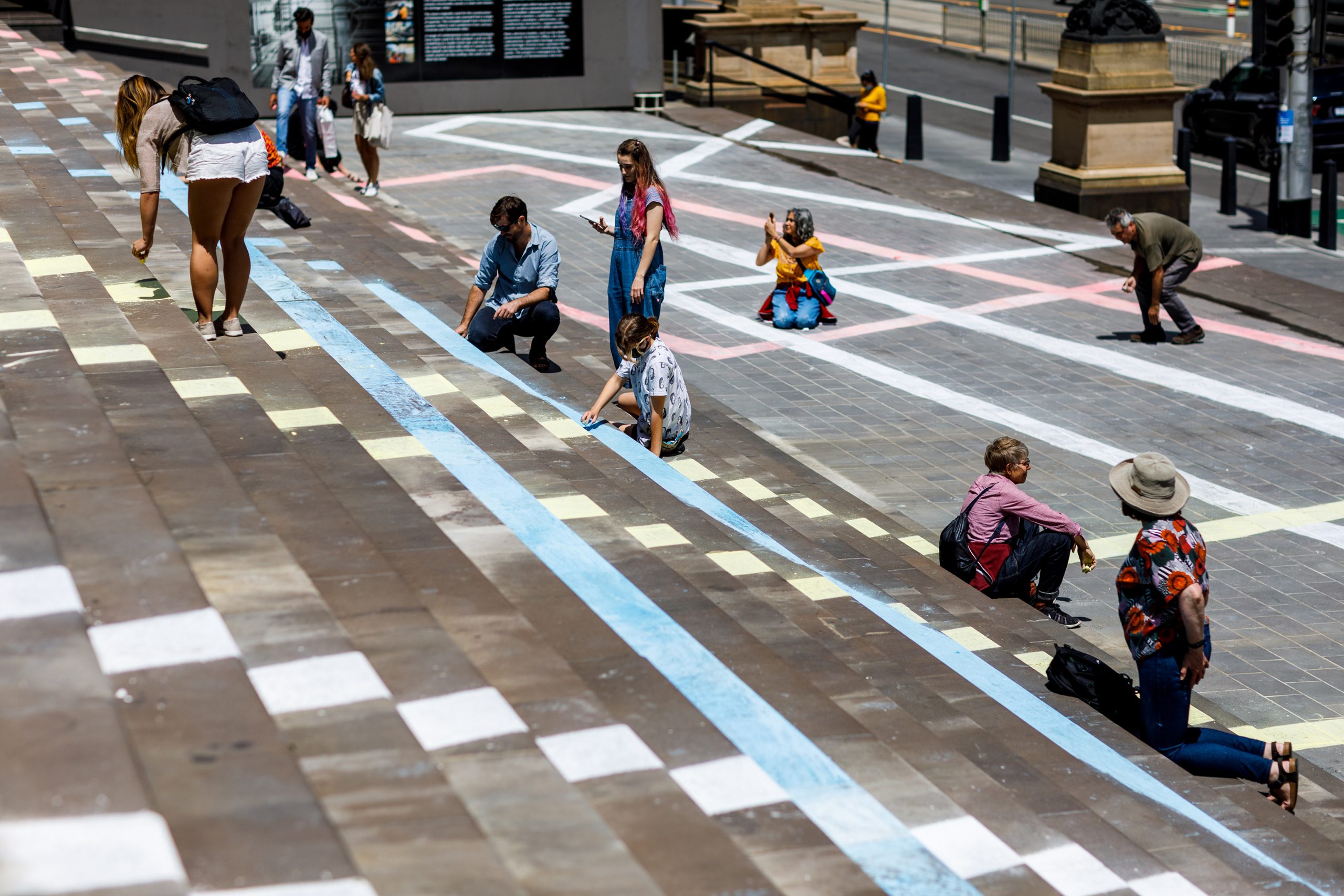 Kerrie Poliness: Parliament Steps Walking Drawing – ACCA