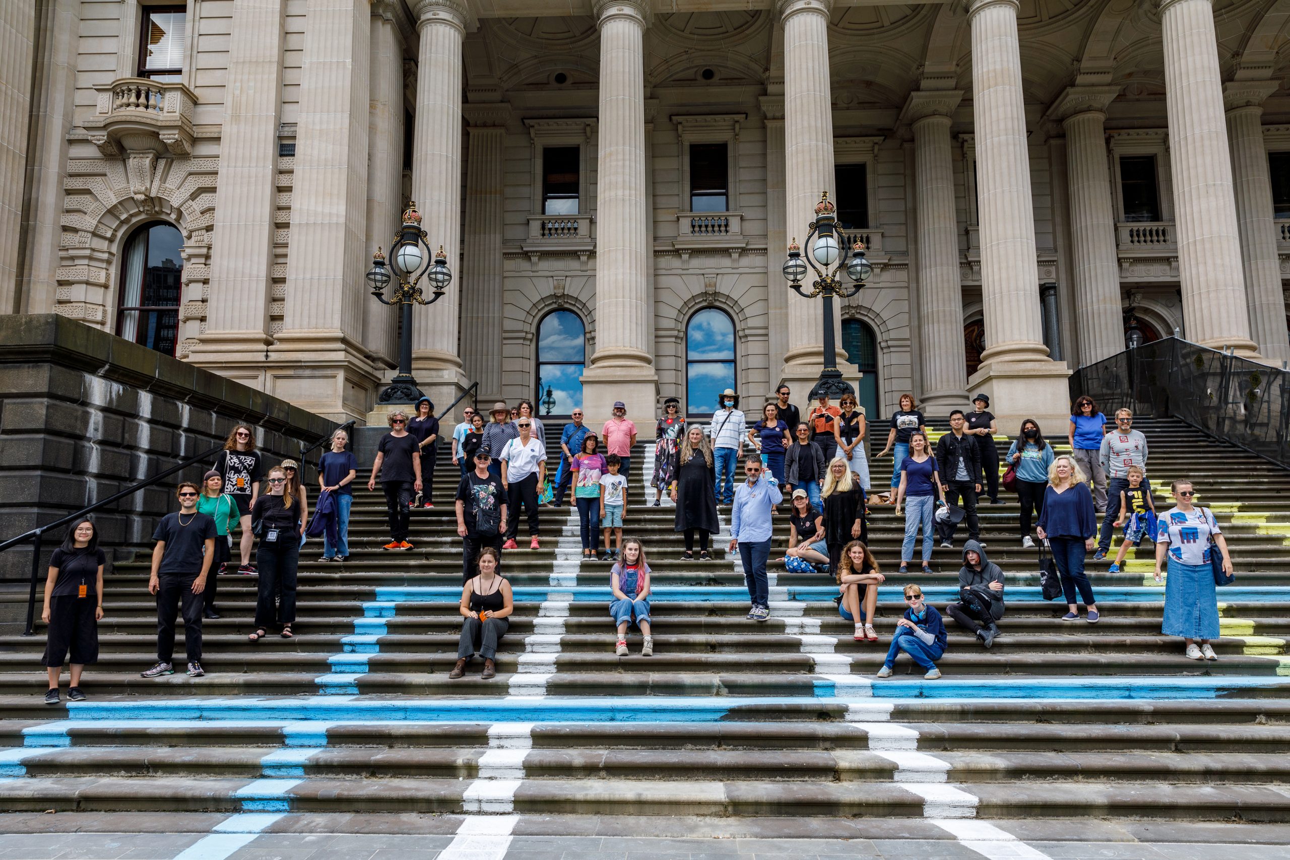 Kerrie Poliness: Parliament Steps Walking Drawing – ACCA