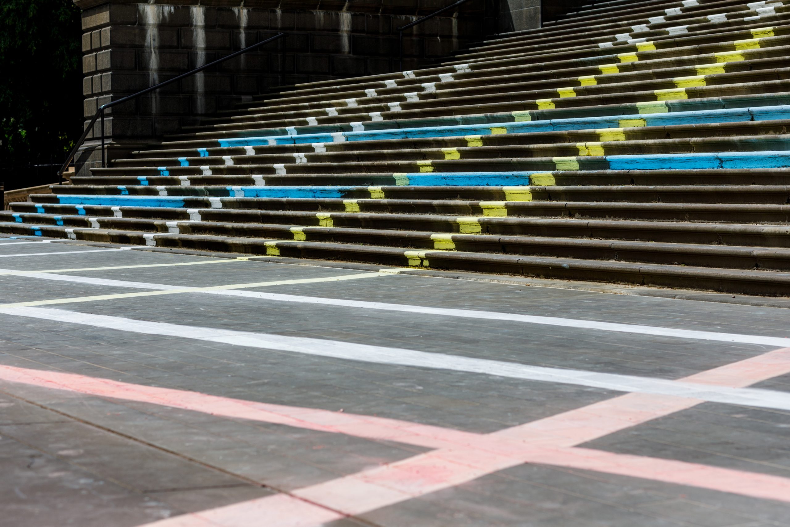 Kerrie Poliness: Parliament Steps Walking Drawing – ACCA